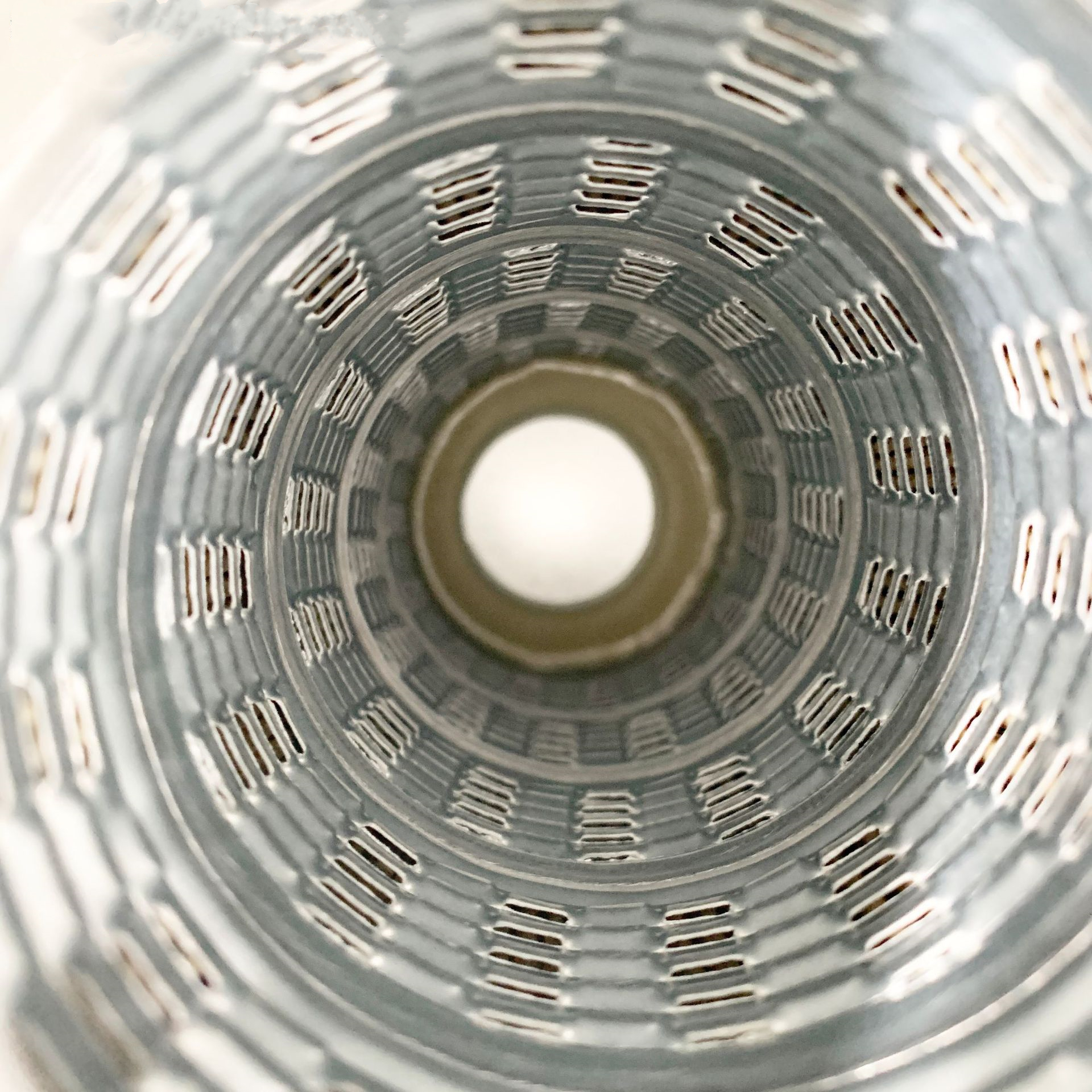 Replace VOLVO Truck Fuel Filter Element 22474709 - Buy Fuel Filter ...